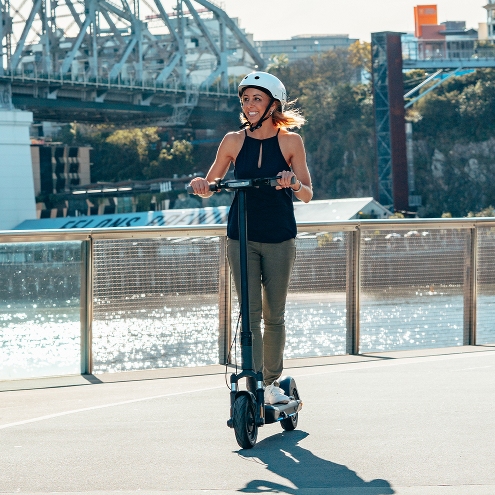 INMOTION S1F Electric Scooter | 300LBS Max Load – INMOTION EU